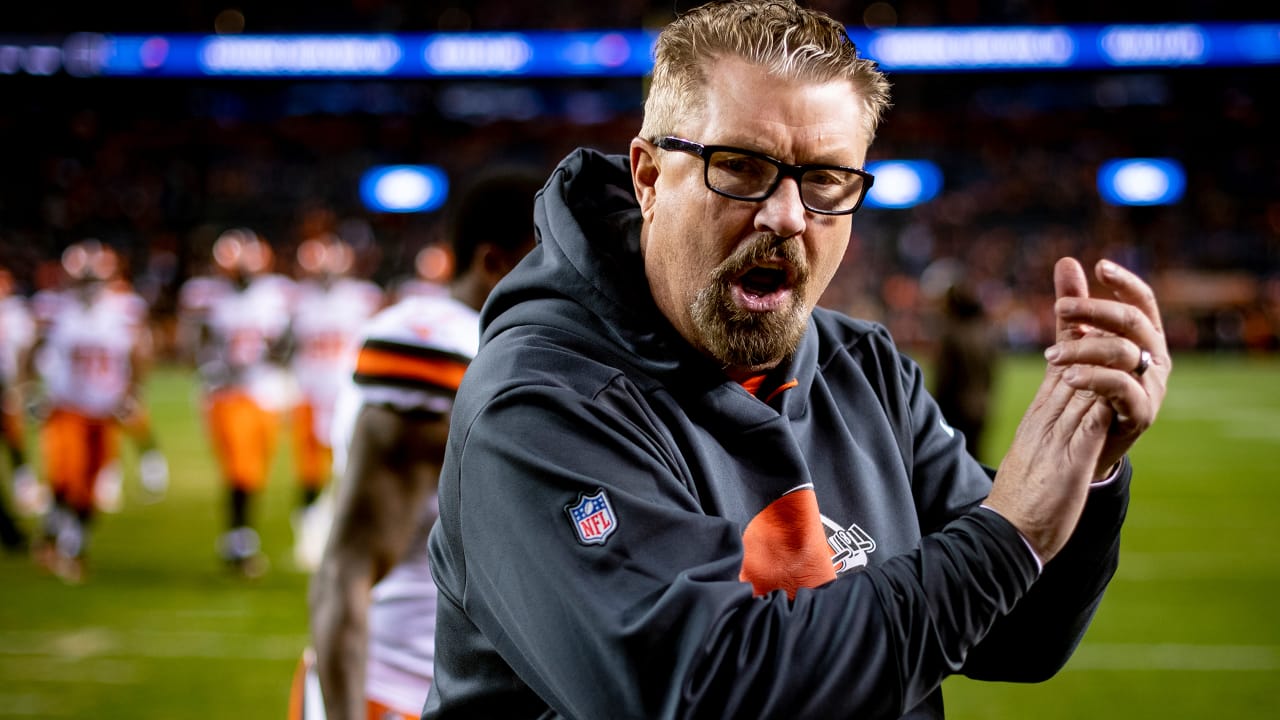 Gregg Williams keeping his focus on the present as Browns eye final 2 games