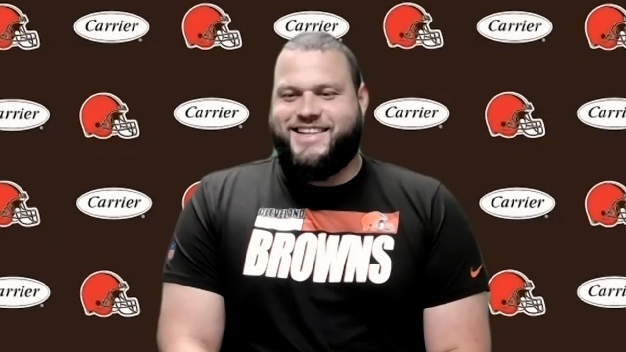 Joel Bitonio: "This is a big year for us, a big year for [Baker]."