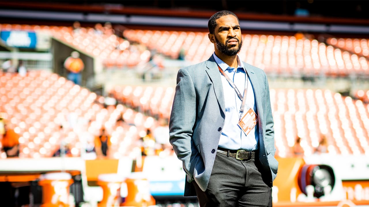 Glenn Cook gives behind-the-scenes look at scouting process with NFL ...