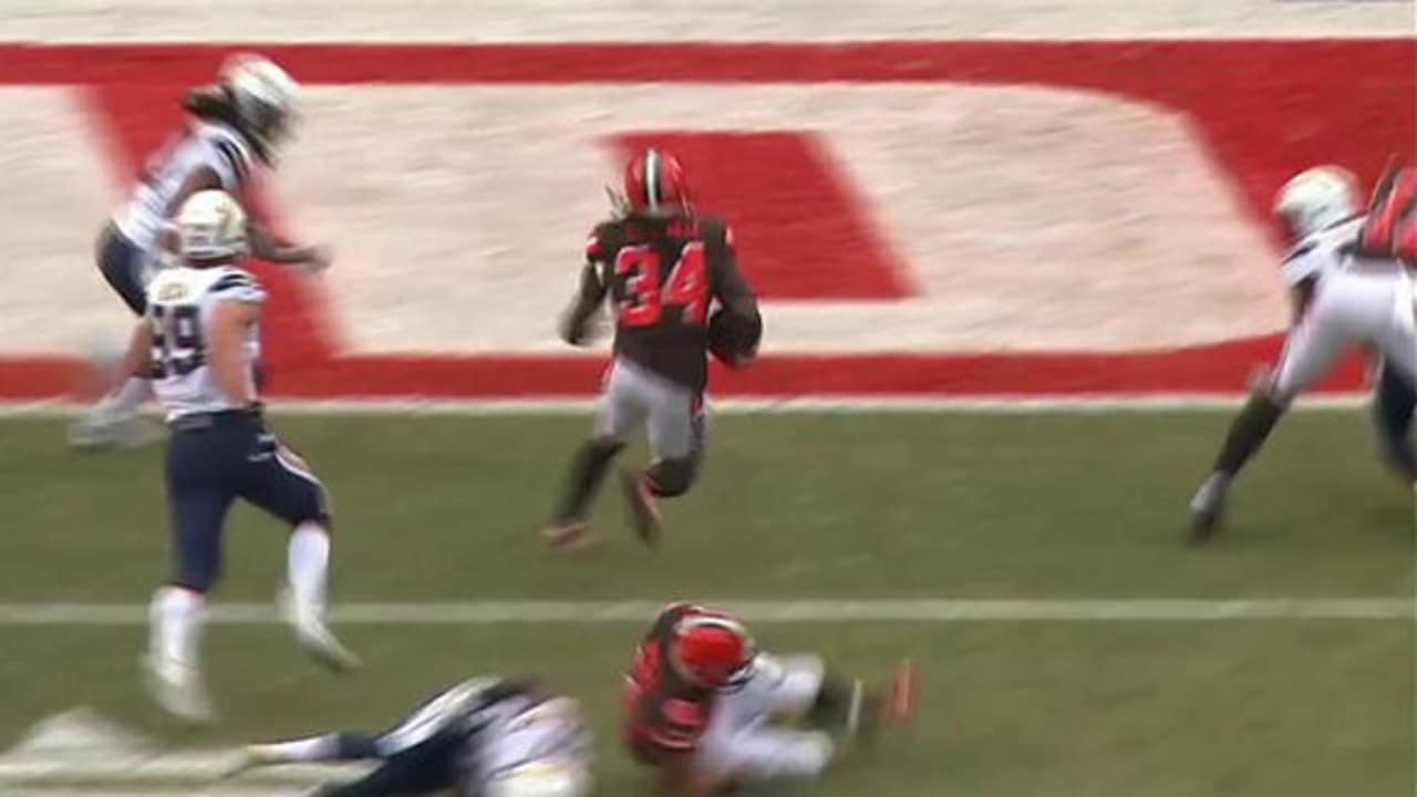 Isaiah Crowell runs in for 8-yard TD
