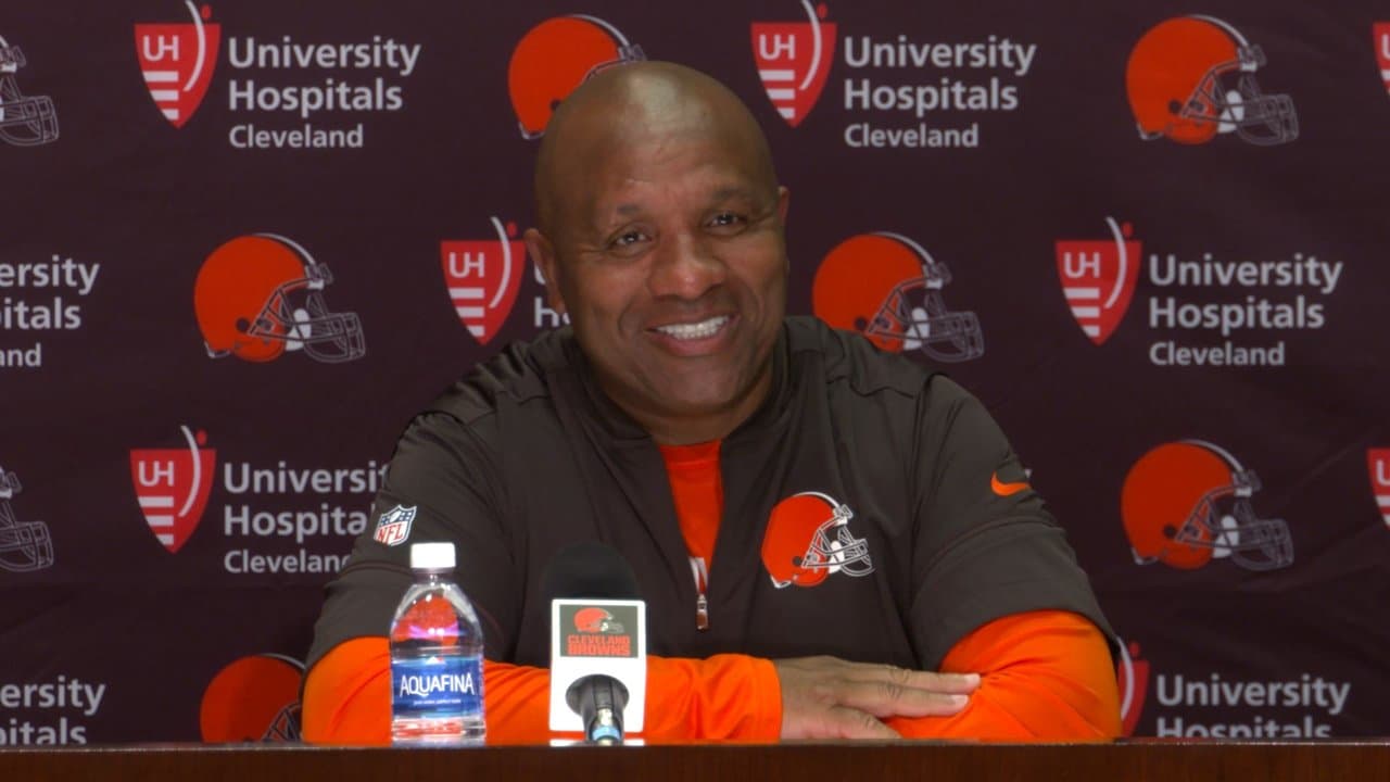 Hue Jackson: He's growing every week