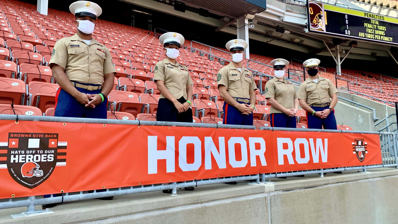 HONOR ROW program recognizes 5 US Marine Corps members