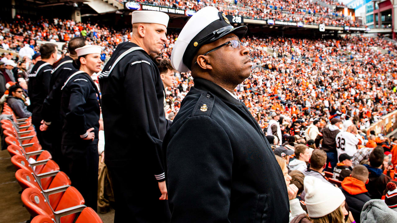Browns host 11 U.S. Navy Service Members through HONOR ROW