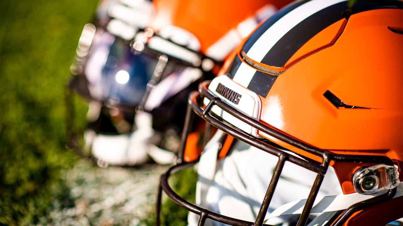 Browns part ways with Mike Priefer