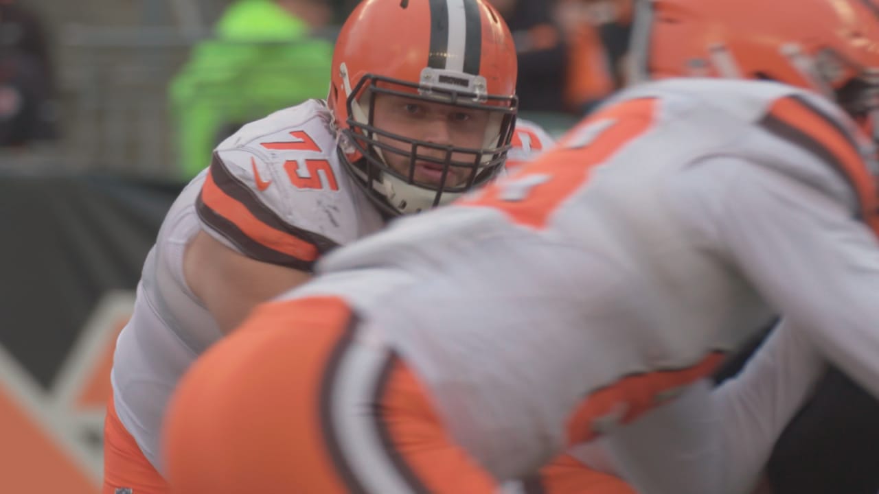 Joel Bitonio's quiet leadership brings out the best of his teammates
