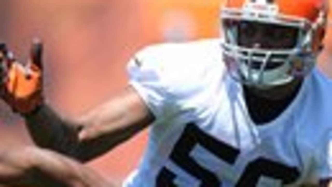 A day in the life of Cleveland Browns linebacker Karlos Dansby