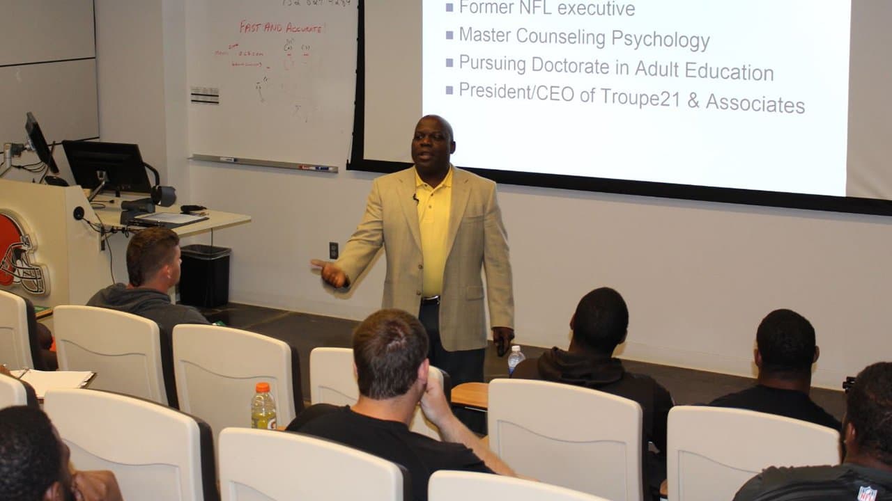 Guy Troupe Talks Maximizing Potential To Rookies