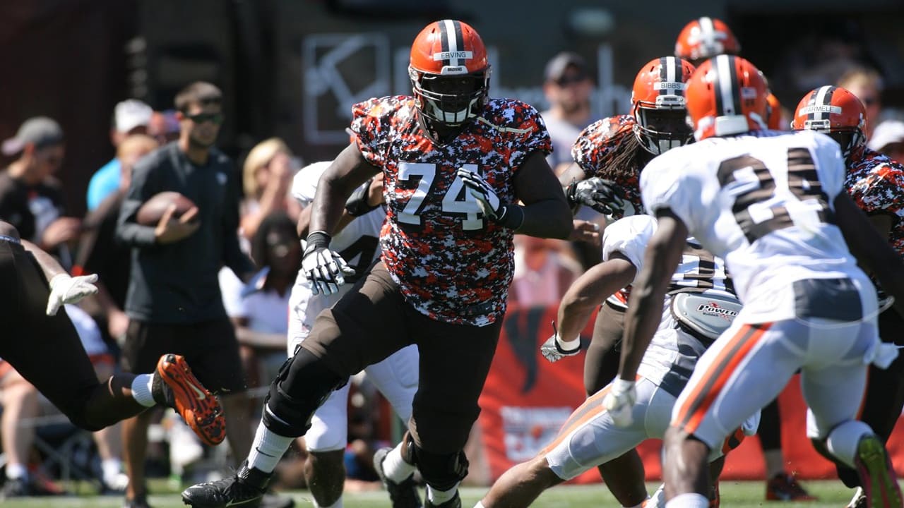 Cameron Erving: On The Team Helping Each Other