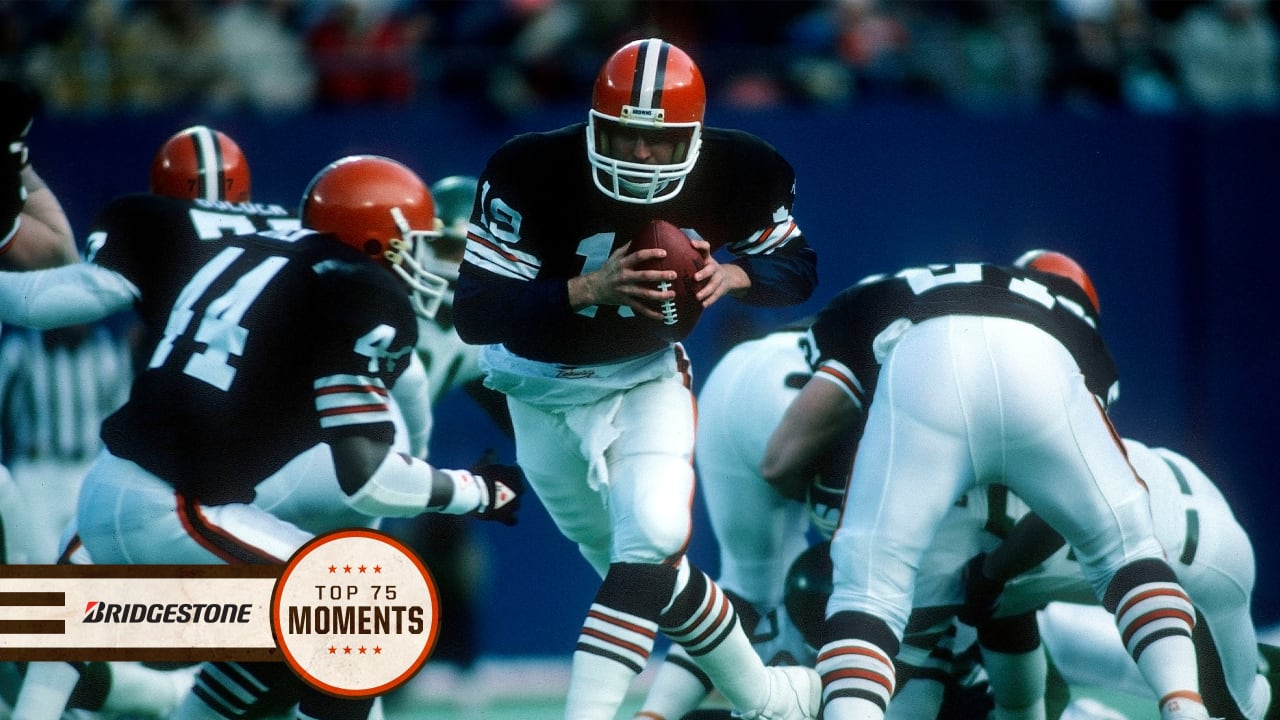 Top Moments: No. 35 - Bernie Kosar makes his NFL debut