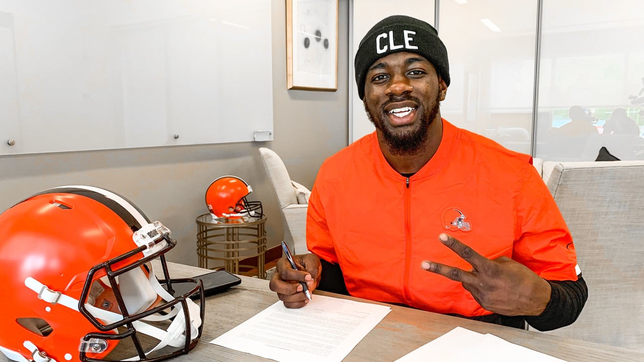 Browns sign LB Jeremiah Owusu-Koramoah Browns sign LB Jeremiah Owusu-Koramoah