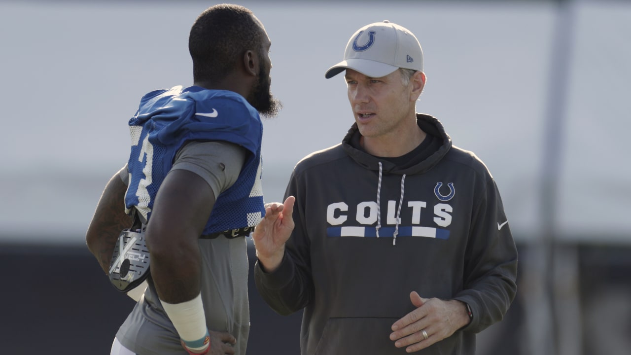 Browns interview Colts defensive coordinator Matt Eberflus for head coach