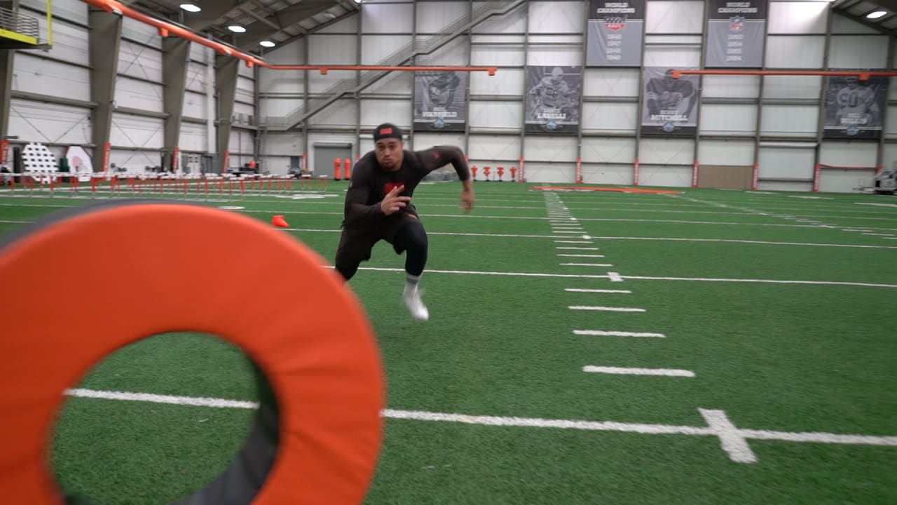 Tackle Wheel Drill: Play Football Tip of the Week