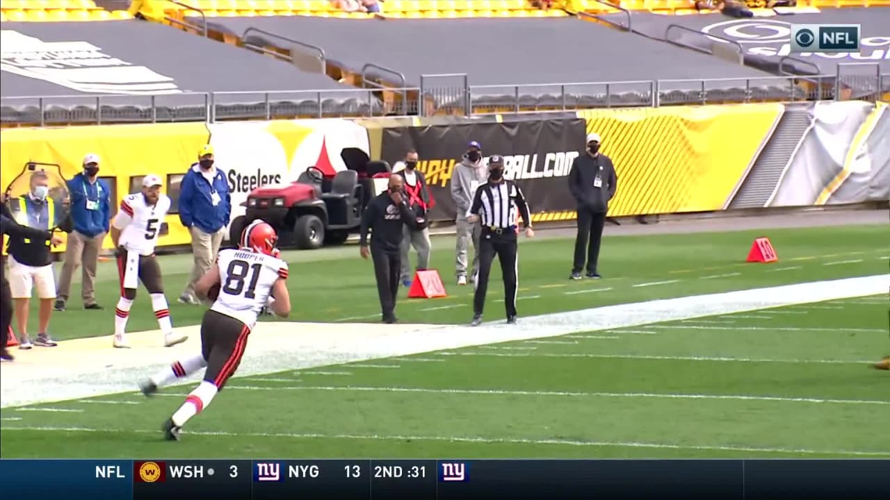 Austin Hooper catches for a 36-yard gain