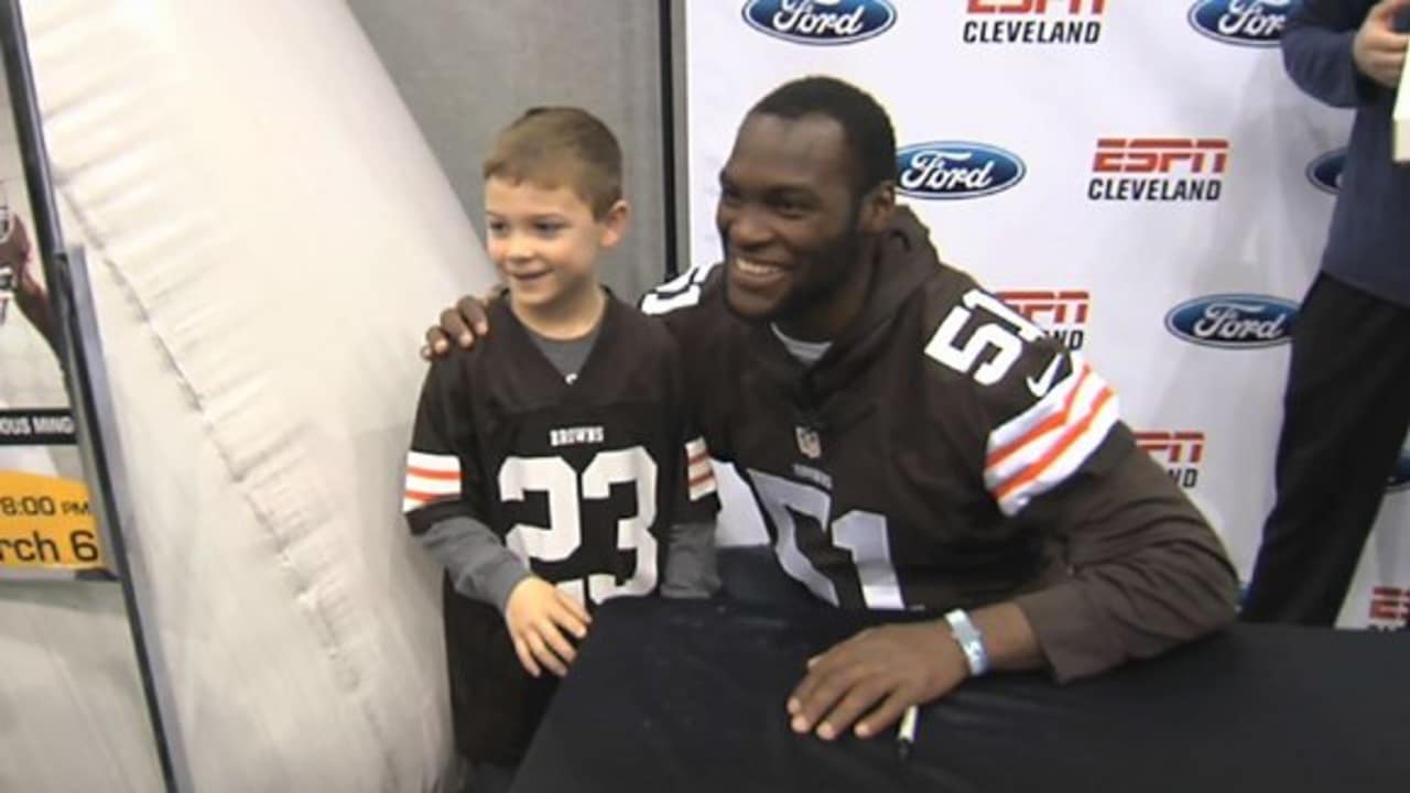 Mingo Visits Cleveland Auto Show