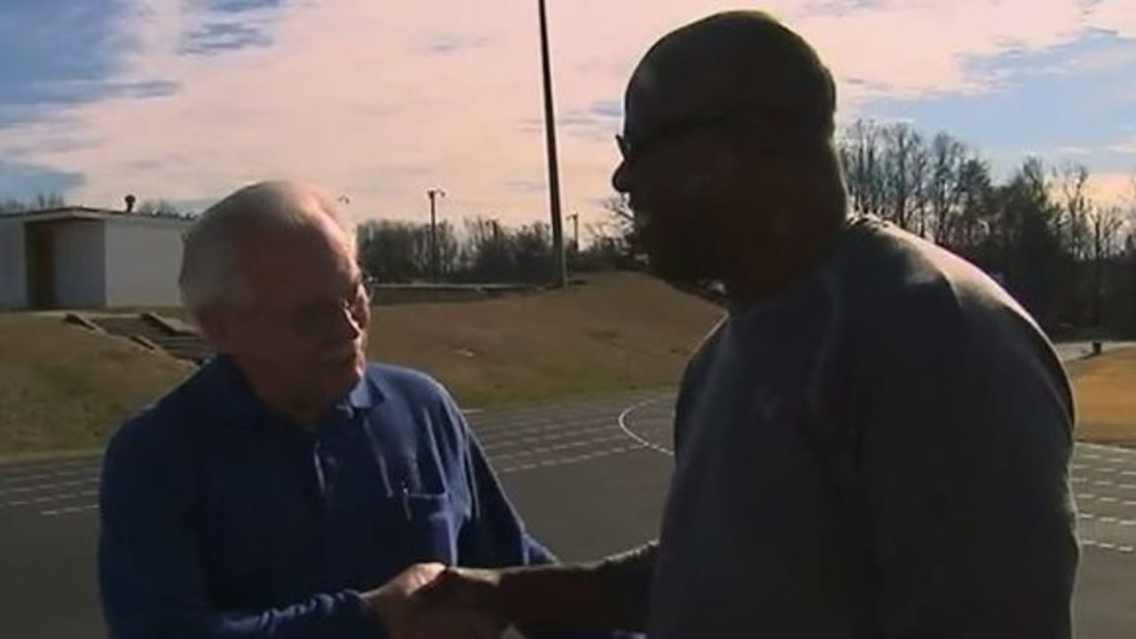 Kevin Mack Returns Home