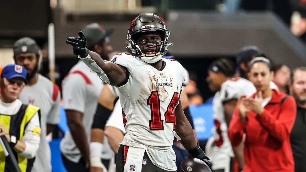 HIGHLIGHTS: Buccaneers Defeat Atlanta Falcons 30-17 in Week 13