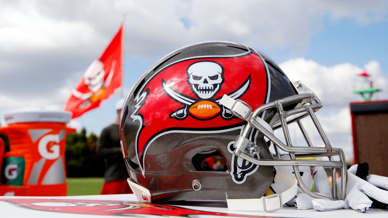 Photos of Buccaneers Practice, Nov. 4