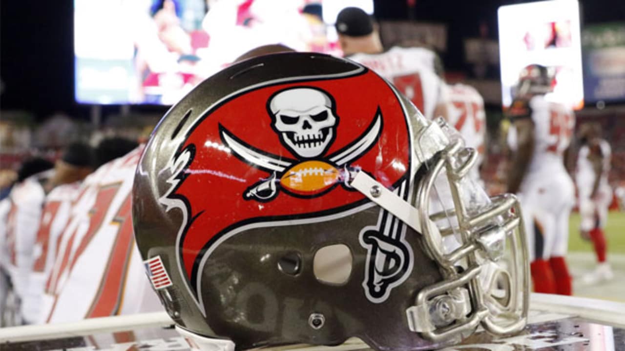 Social: Best of Bucs, April 13