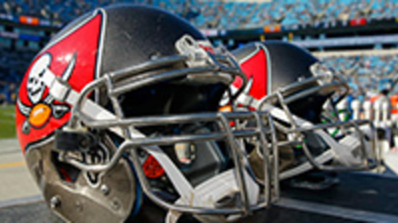 Bucs Name Butch Barry Asst. O-Line Coach