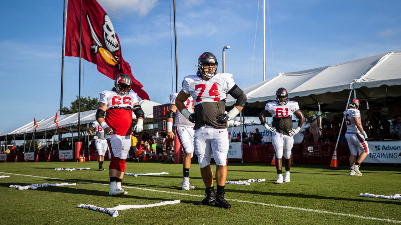 Best Photos from Bucs Training Camp Practice, July 31