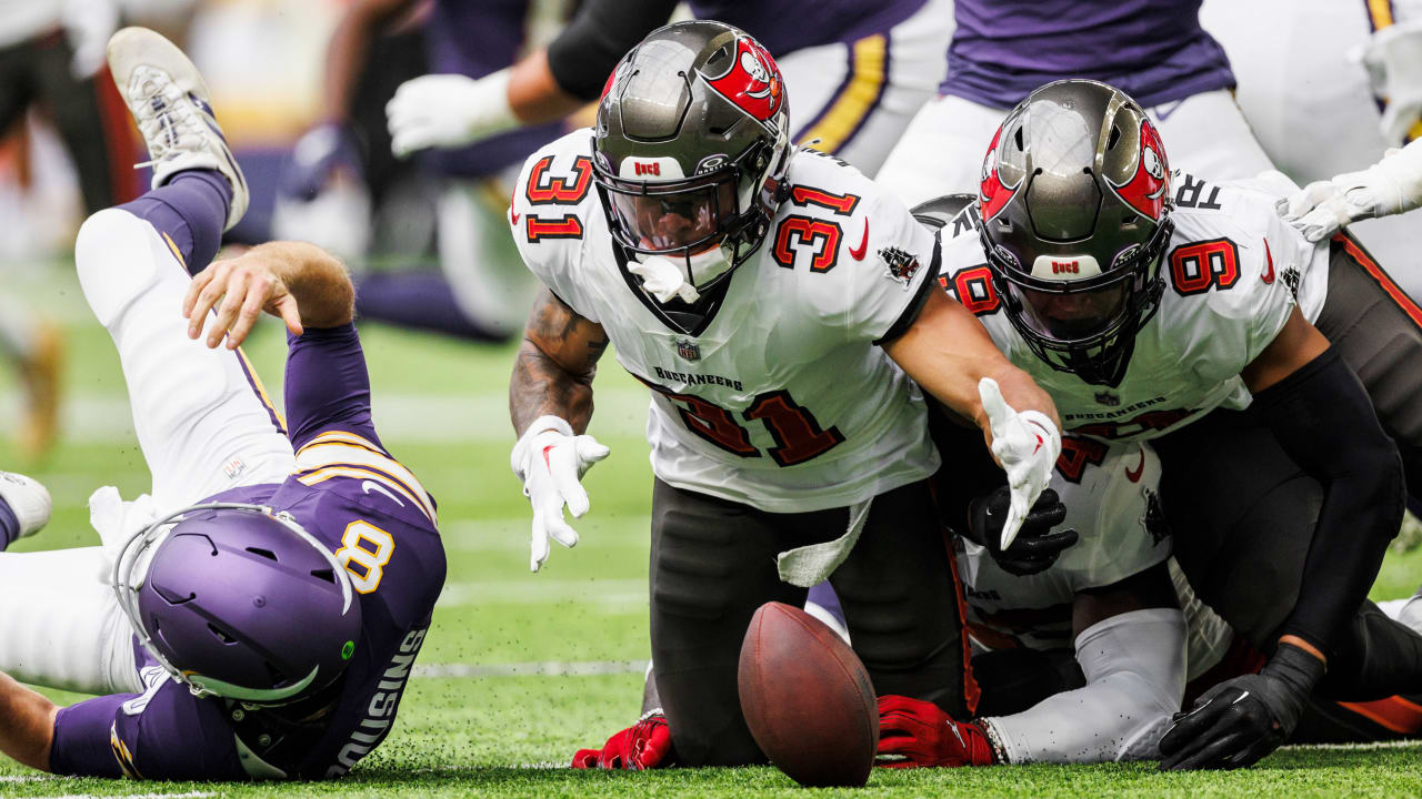 Buccaneers S Antoine Winfield Jr. Wreaks Havoc in Homecoming | Highlight