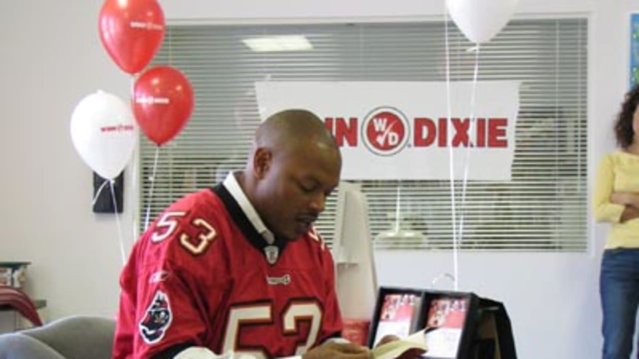 Story Time with Shelton