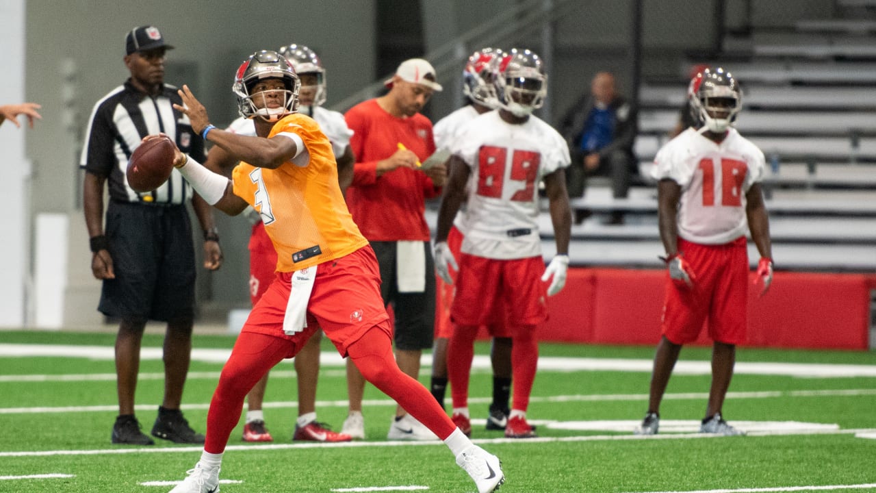Best Photos of the Bucs' Offense at 2018 Mini-Camp