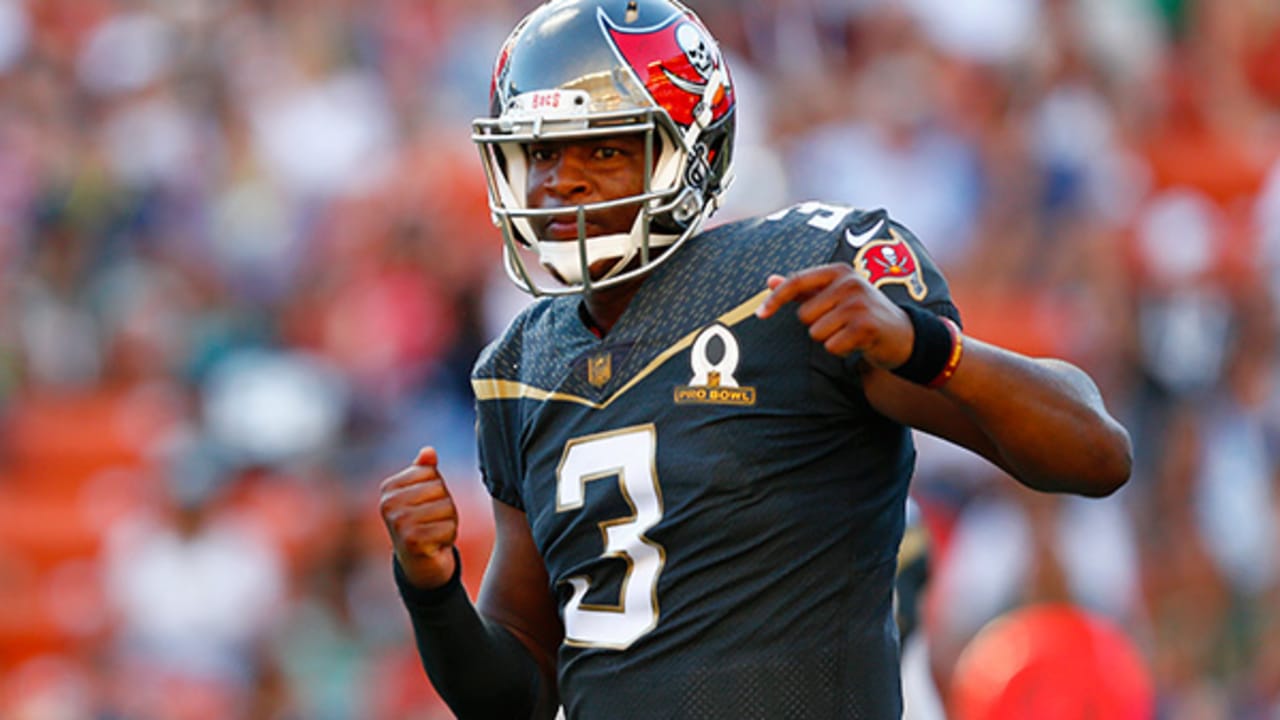 Winston Spread the Pro Bowl Fun Around