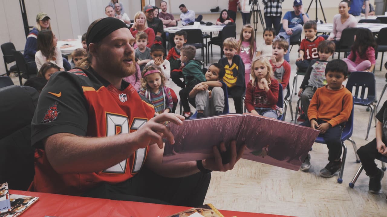 Beau Allen Champions Reading by Donating 4,500 Books for Bay Area Kids