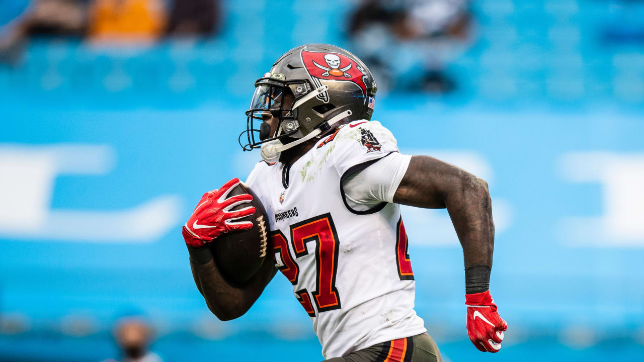 Buccaneers vs. Panthers Week 10 Game Ball