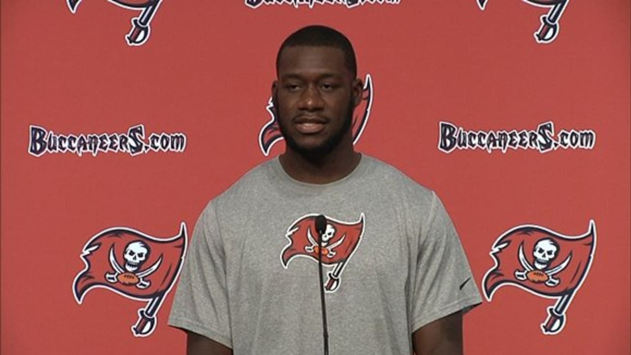 Press conference with WR Tim Wright