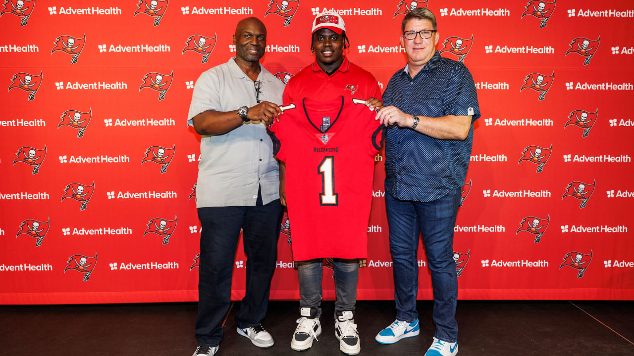 Photos of Calijah Kancey's First Day as a Buccaneer