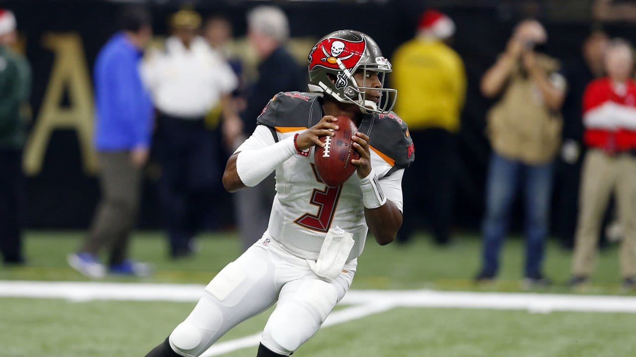 Photos: Around the NFL's Top 10 Offenses