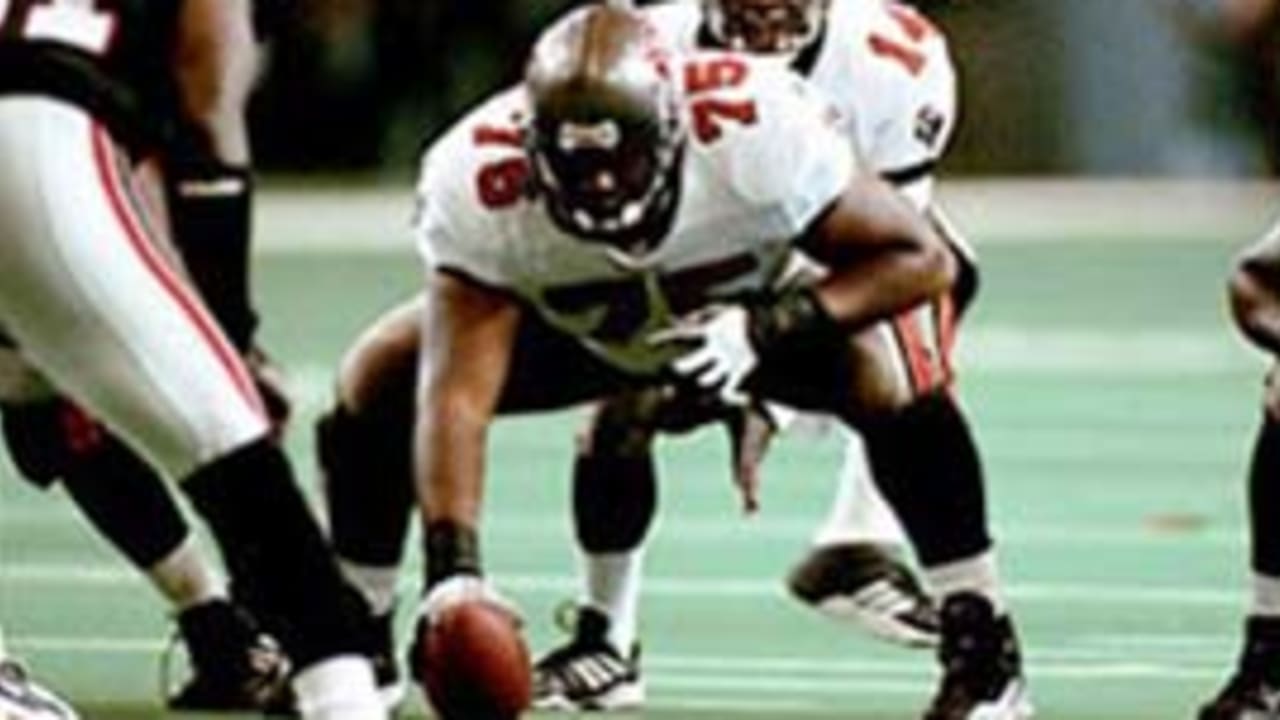 Bucs Re-Sign Todd Washington