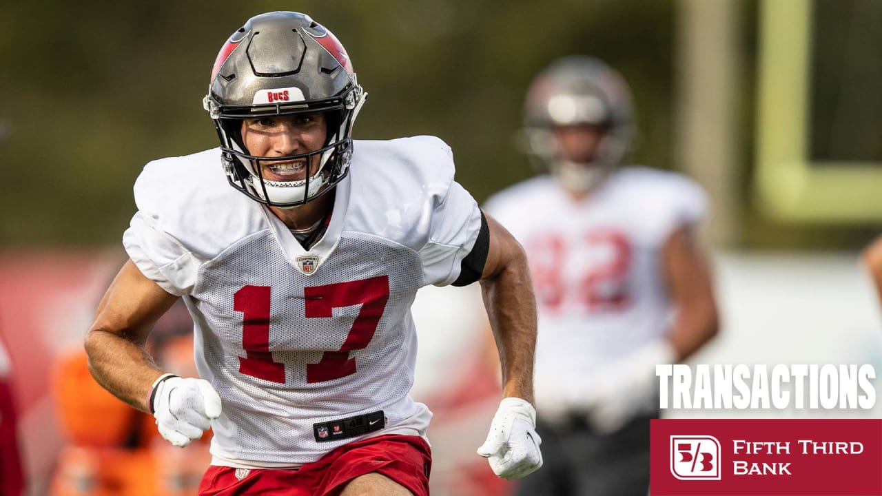 Bucs Bring Justin Watson Back to Practice Squad