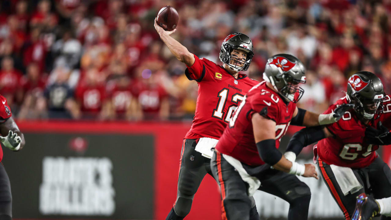 QB Tom Brady Highlights vs. New Orleans Saints | Comeback Win in Week 13