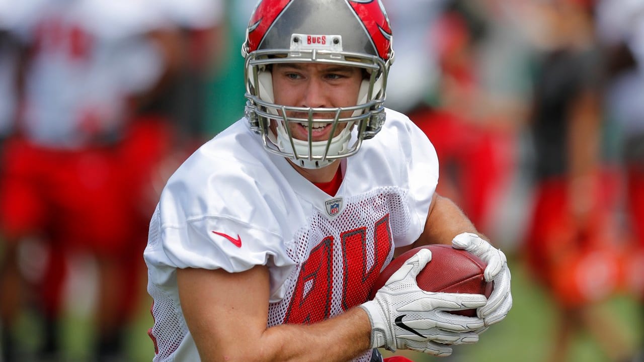 Photos: Cameron Brate at Offseason Workouts