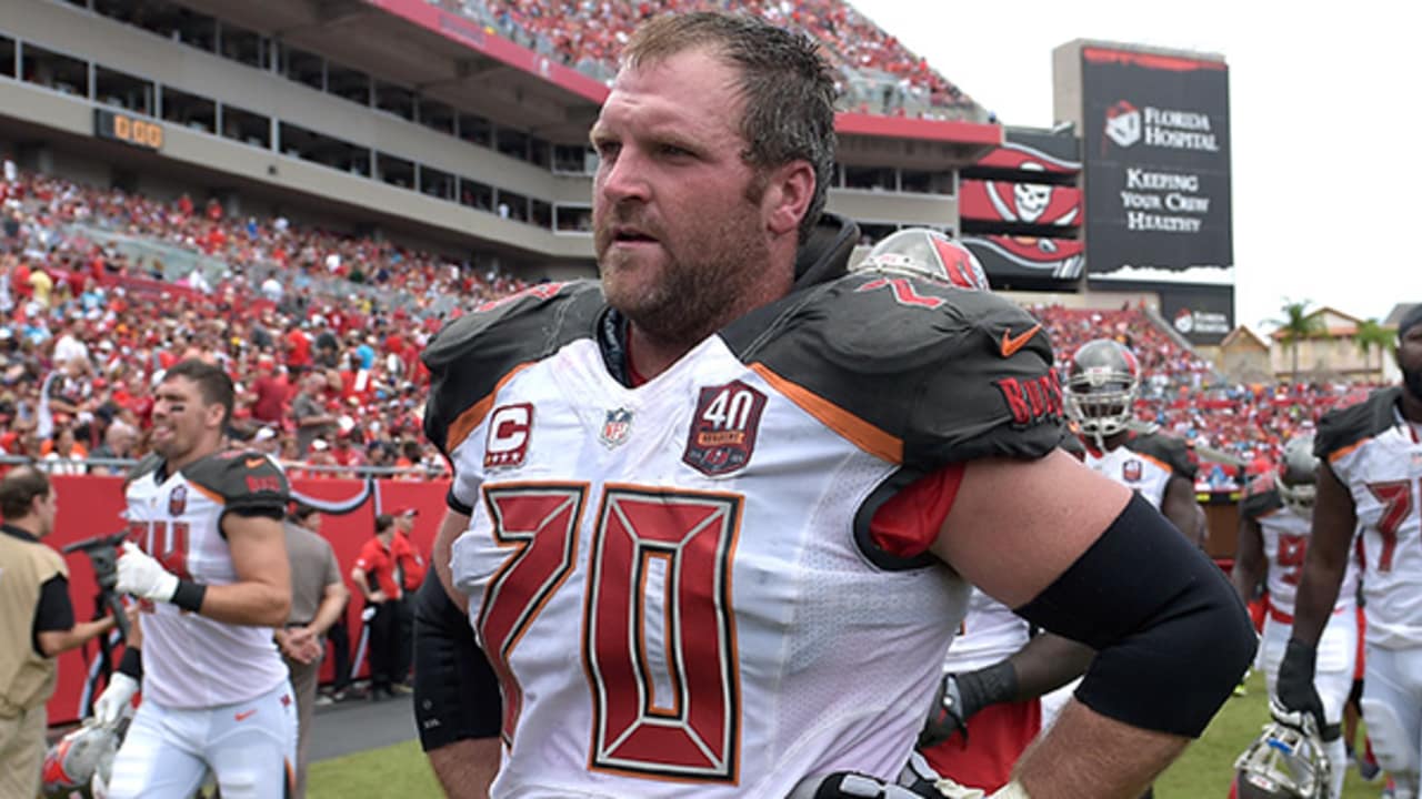 Bucs-Jaguars Inactives: Mankins Unavailable