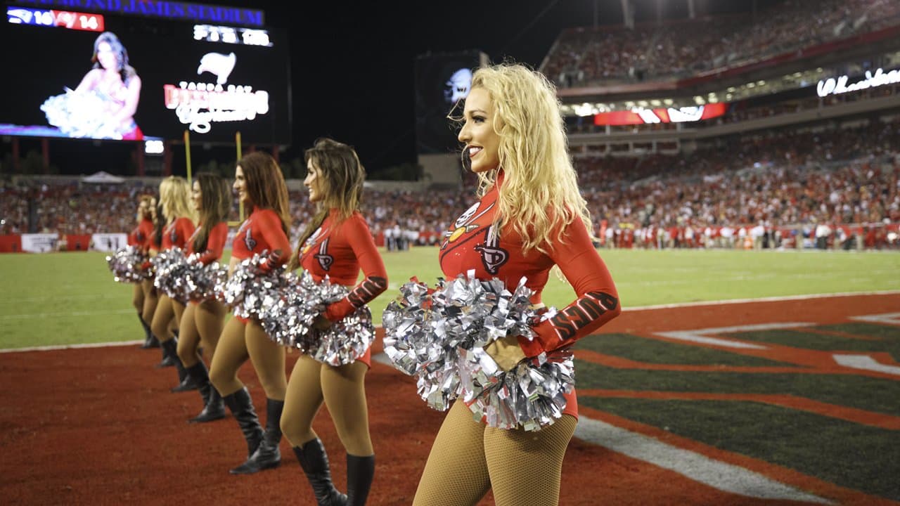 Photos: Bucs Cheerleaders, Week 5
