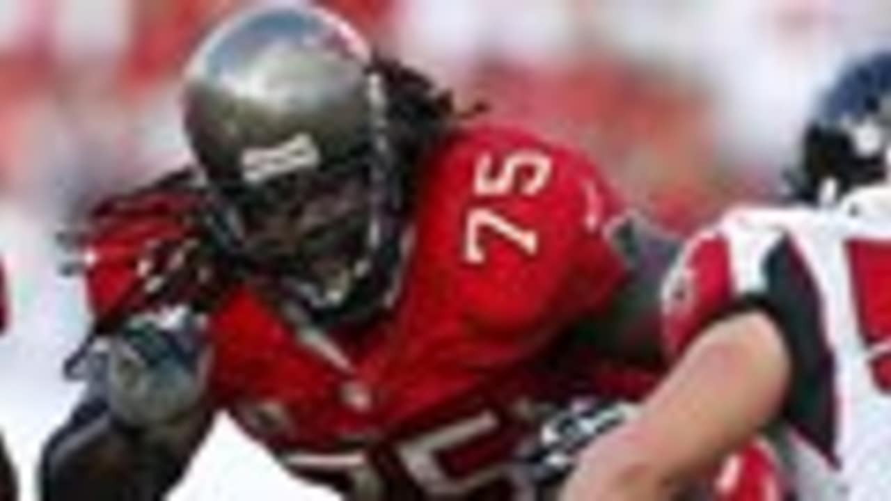 Bucs Release Davin Joseph