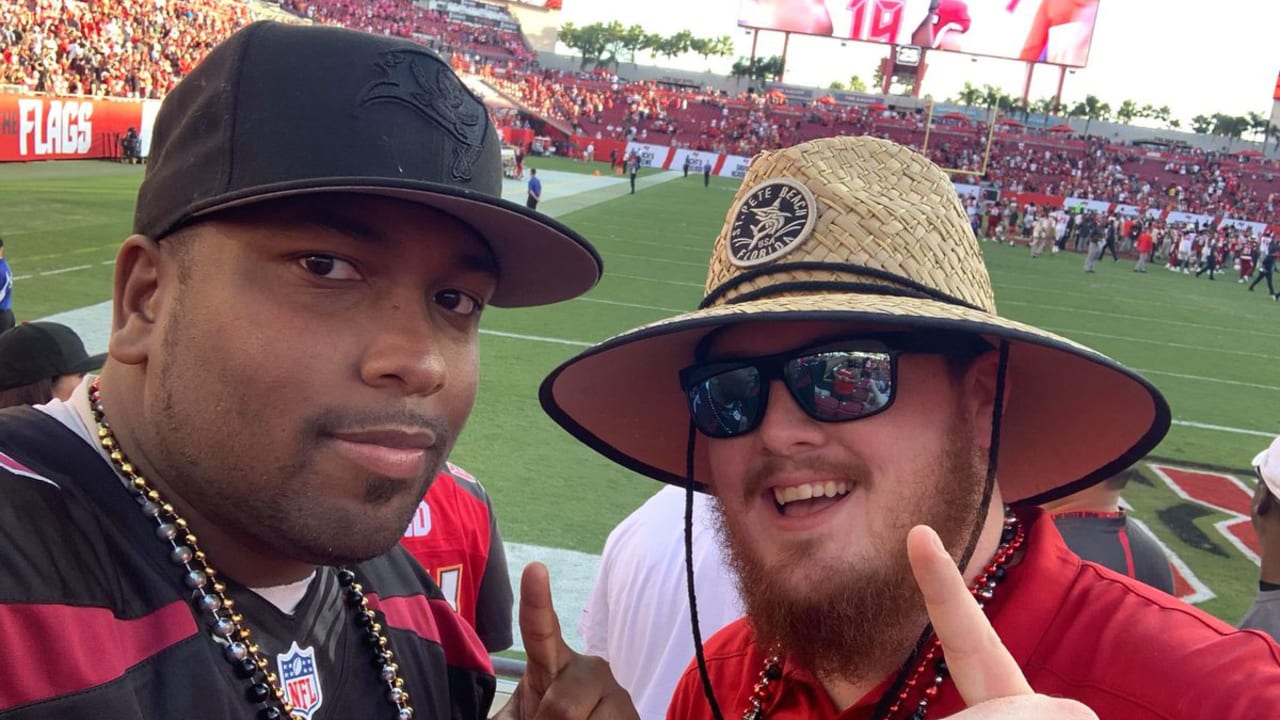 Best Bucs Fan Photos - Week 14