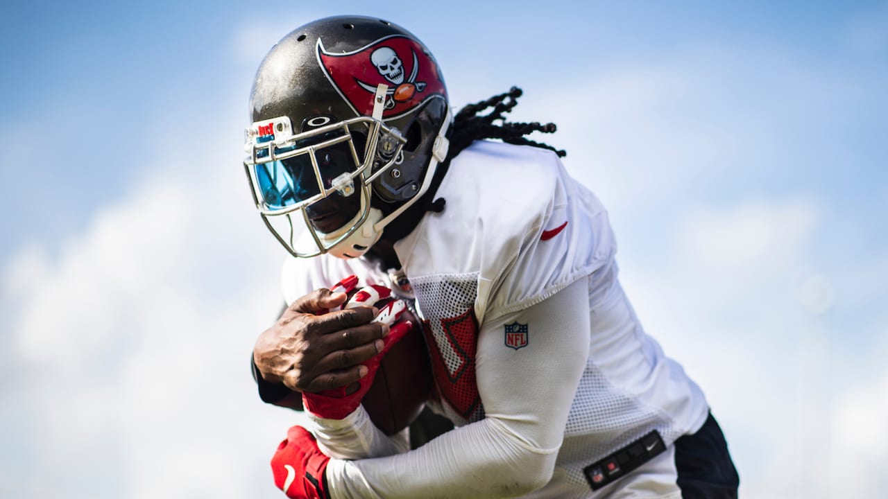 Top Pictures from Bucs Practice, Dec. 11