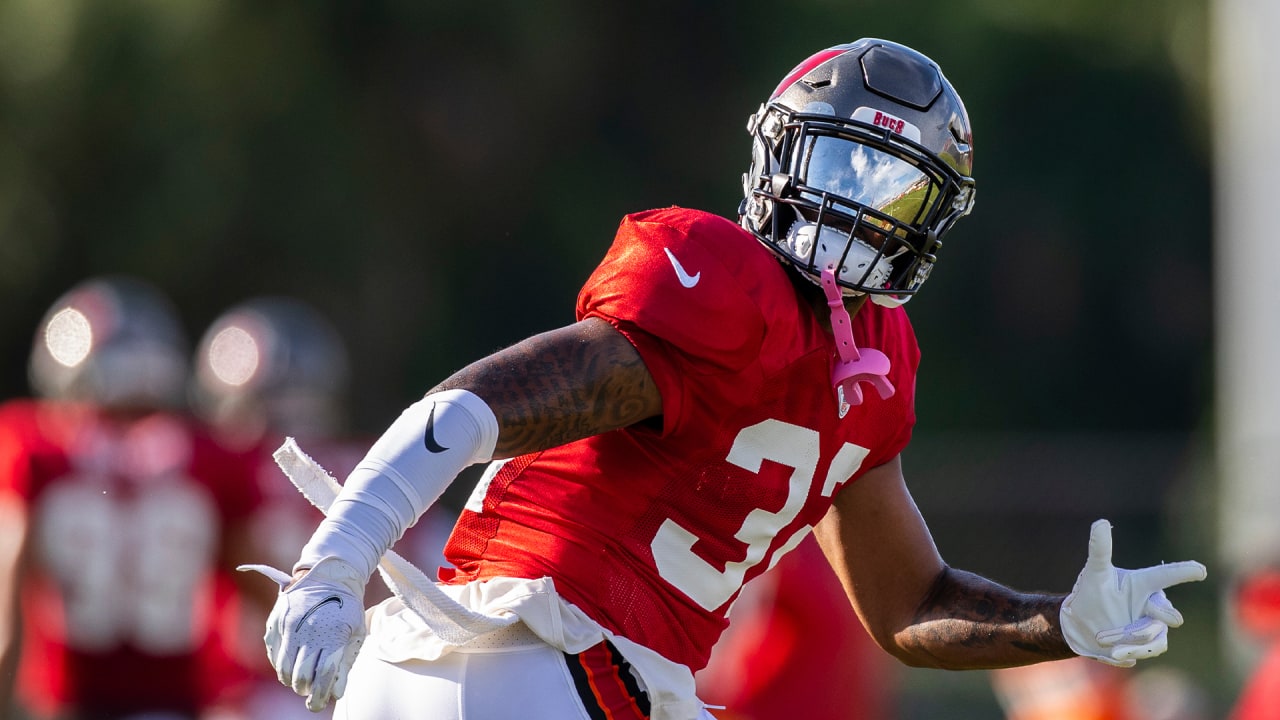 Versatile Safety Position Highlights Bucs' Upcoming Roster Decisions