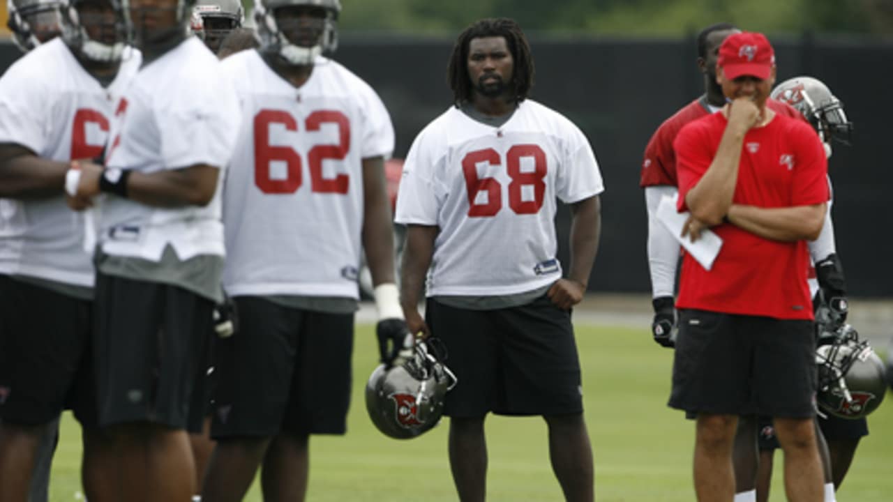 Bucs Sign Fifth-Round Pick Fulton