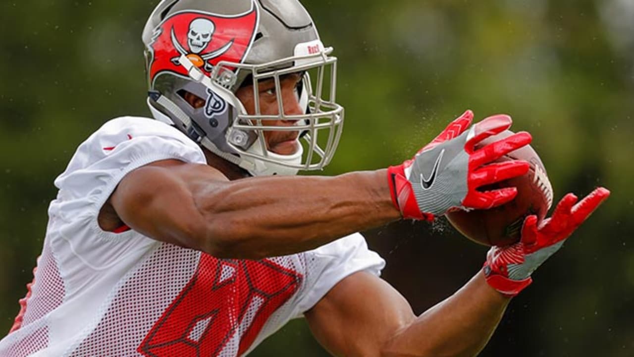 Headlines: Buccaneers Ready for Mini-Camp
