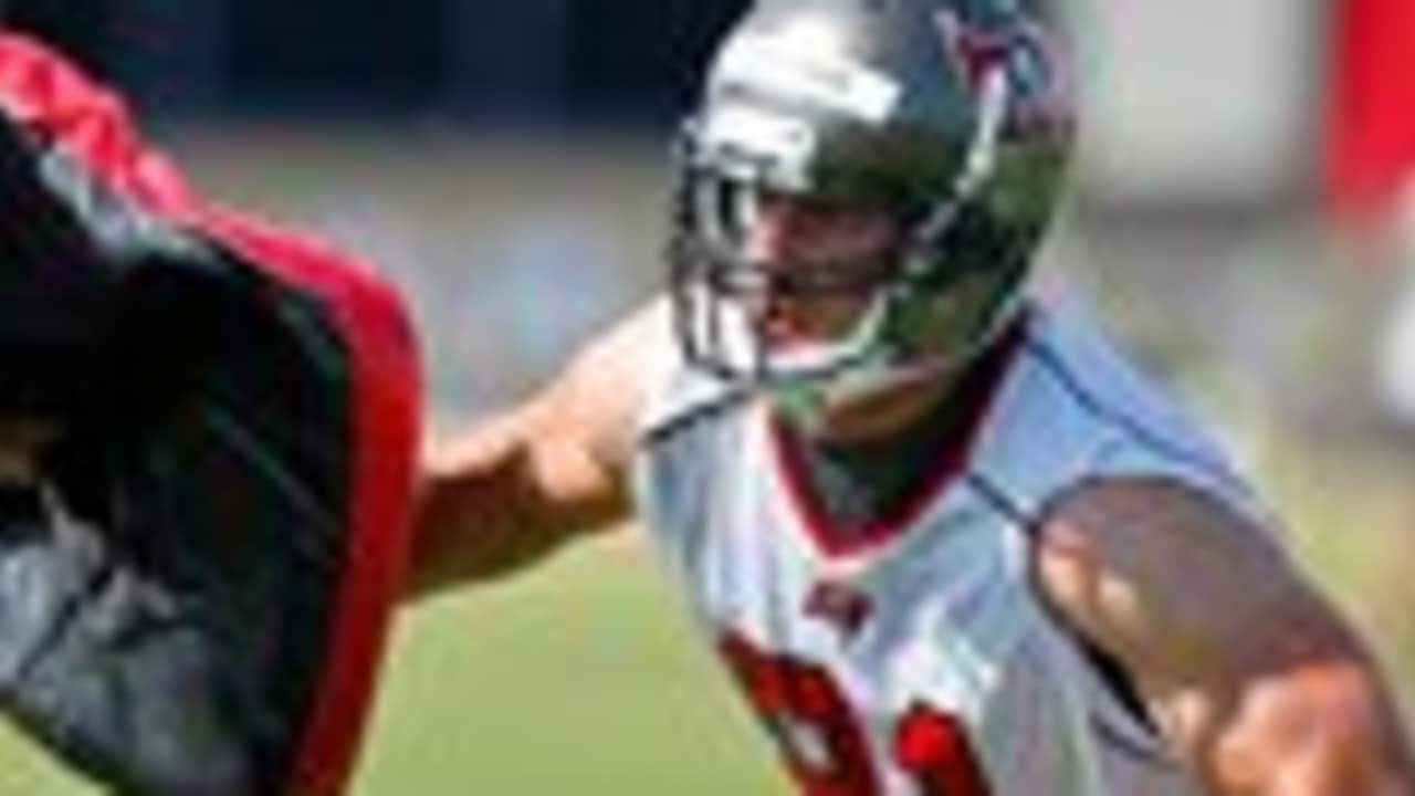 Draft Picks Smith and Dunsmore Sign First NFL Deals