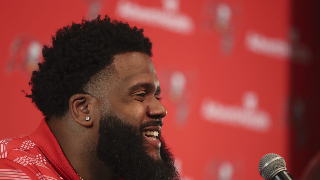 Photos of Donovan Smith's Re-Signing Press Conference