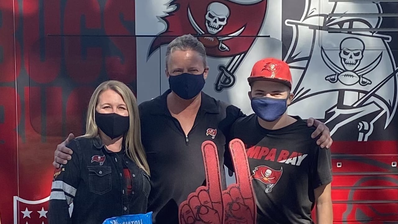 PHOTOS: Best of Bucs Fans, Week 14