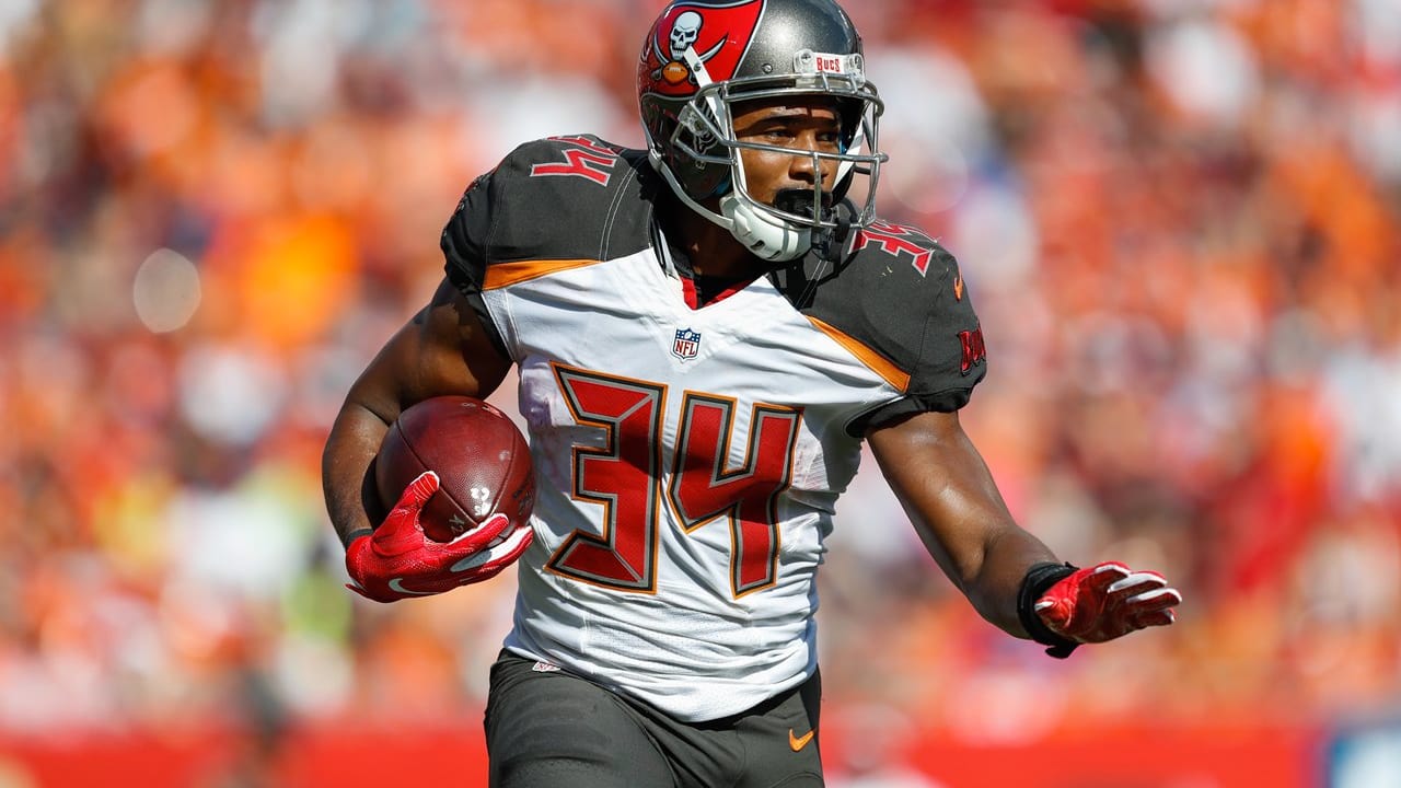 Photos: Buccaneers vs. Broncos, Week 4