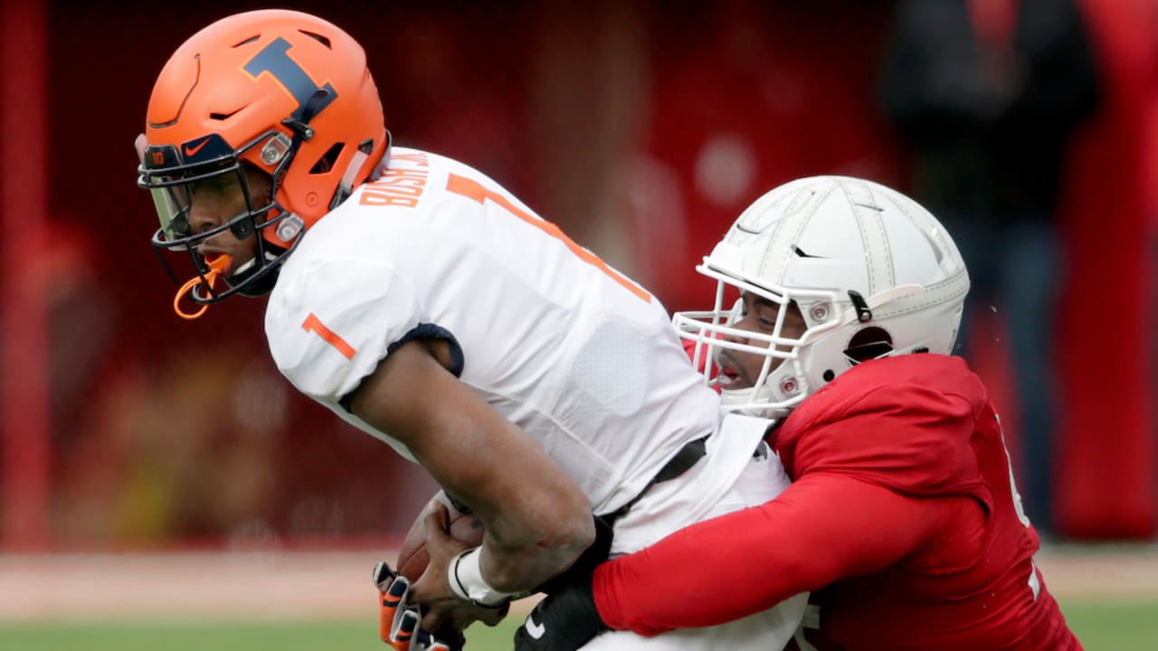 PHOTOS of Khalil Davis, Bucs Sixth Round Pick